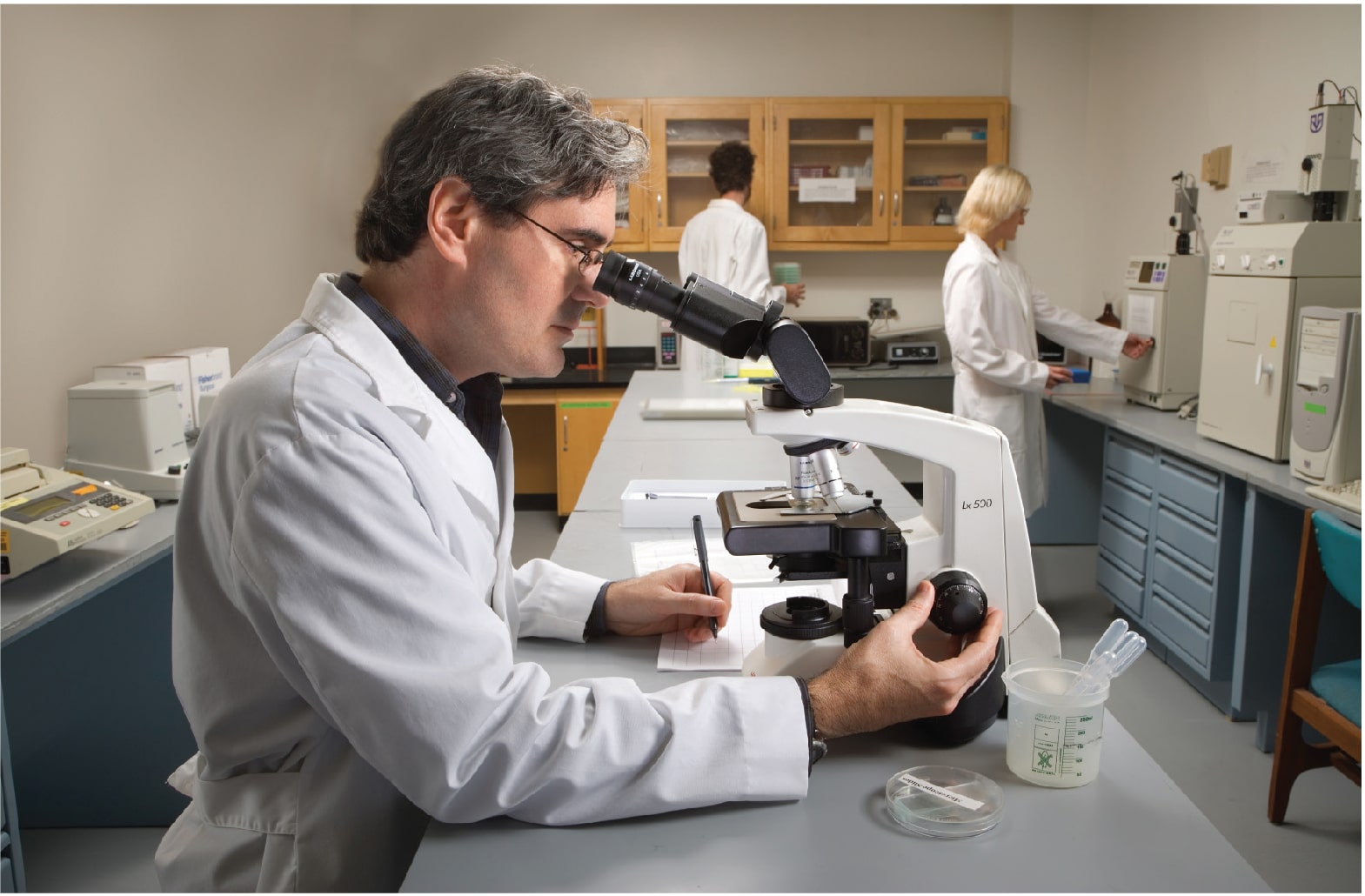 Laboratory Microscopes Manufacturers & Suppliers| Labomed®